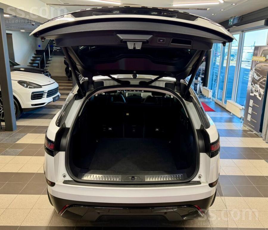 Balts Land Rover Range Rover Velar 2020 Rīga, ar dzinēja tilpumu 2.00 L un nobraukumu 83 tūkst. km par 26490 €, foto 24 vietnē AUTOMOTO.COM.LV