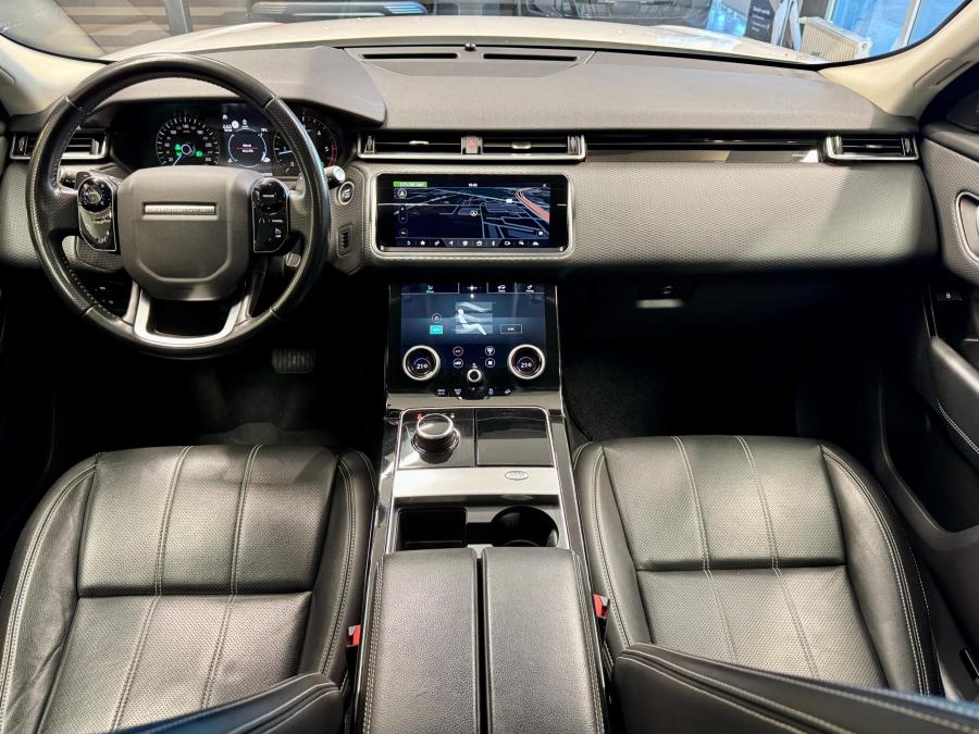 Balts Land Rover Range Rover Velar 2020 Rīga, ar dzinēja tilpumu 2.00 L un nobraukumu 83 tūkst. km par 26490 €, foto 10 vietnē AUTOMOTO.COM.LV