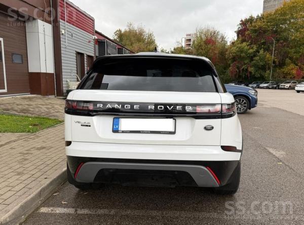 White Land Rover Range Rover Velar 2020 in Riga, with an engine capacity of 2.00 L and mileage of 47 thousand km for 33500 €, photo 4 on AUTOMOTO.COM.LV