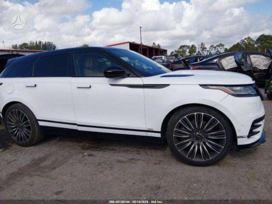 White Land Rover Range Rover Velar 2021 in Klaipeda, with an engine capacity of 3.00 L and mileage of 71 thousand km for 6500 €, photo 15 on AUTOMOTO.COM.LV