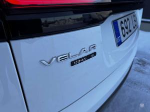 White Land Rover Range Rover Velar 2019 in Tallinn, with an engine capacity of 2.00 L and mileage of 153 thousand km for 32500 €, photo 9 on AUTOMOTO.COM.LV