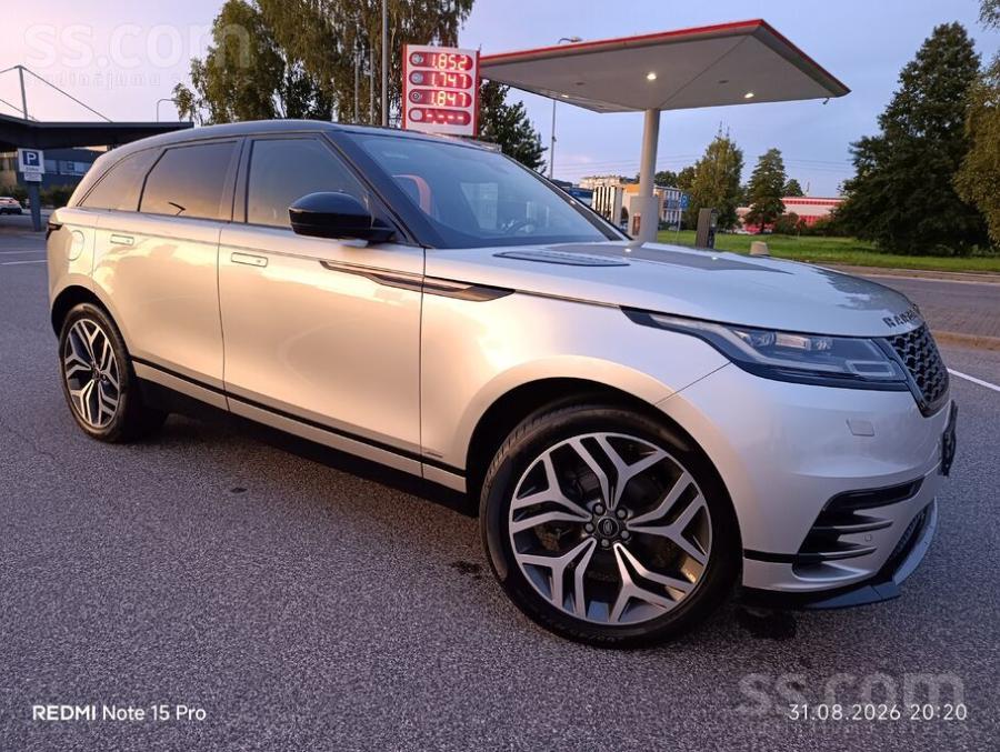 Yellow Land Rover Range Rover Velar 2018 in Riga, with an engine capacity of 3.00 L and mileage of 115 thousand km for 23990 €, photo 8 on AUTOMOTO.COM.LV