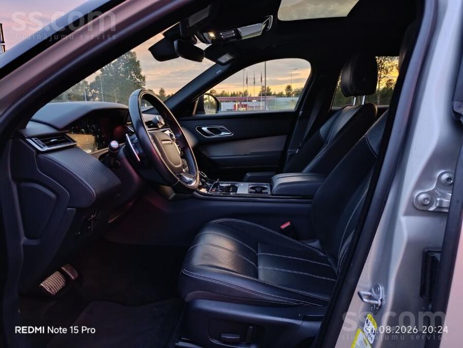 Yellow Land Rover Range Rover Velar 2018 in Riga, with an engine capacity of 3.00 L and mileage of 115 thousand km for 23990 €, photo 24 on AUTOMOTO.COM.LV