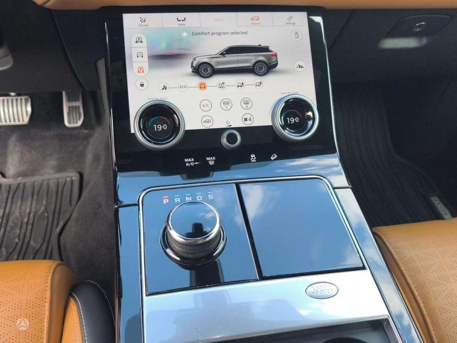 Yellow Land Rover Range Rover Velar 2020 in Vilnius, with an engine capacity of 3.00 L and mileage of 67 thousand km for 29999 €, photo 17 on AUTOMOTO.COM.LV