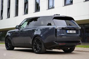 Violets Land Rover Range Rover 2025 Rīga, ar dzinēja tilpumu 3.00 L un nobraukumu 13 tūkst. km par 162140 €, foto 7 vietnē AUTOMOTO.COM.LV
