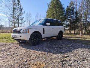 Balts Land Rover Range Rover 2008 Rīga, ar dzinēja tilpumu 3.60 L un nobraukumu 280 tūkst. km par 6730 €, foto  vietnē AUTOMOTO.COM.LV