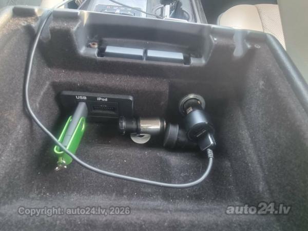 Balts Land Rover Range Rover 2011 Tallina, ar dzinēja tilpumu 4.40 L un nobraukumu 0 tūkst. km par 20500 €, foto 11 vietnē AUTOMOTO.COM.LV