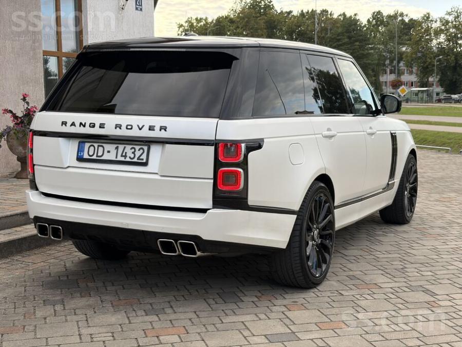 White Land Rover Range Rover 2014 in Jelgava, with an engine capacity of 5.00 L and mileage of 175 thousand km for 28500 €, photo 7 on AUTOMOTO.COM.LV