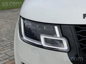 White Land Rover Range Rover 2014 in Jelgava, with an engine capacity of 5.00 L and mileage of 175 thousand km for 28500 €, photo 16 on AUTOMOTO.COM.LV