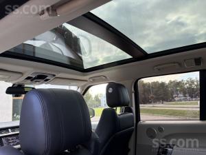 White Land Rover Range Rover 2014 in Jelgava, with an engine capacity of 5.00 L and mileage of 175 thousand km for 28500 €, photo 23 on AUTOMOTO.COM.LV