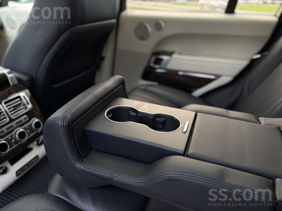 White Land Rover Range Rover 2014 in Jelgava, with an engine capacity of 5.00 L and mileage of 175 thousand km for 28500 €, photo 35 on AUTOMOTO.COM.LV