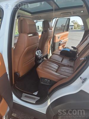 Balts Land Rover Range Rover 2014 Jūrmala, ar dzinēja tilpumu 4.40 L un nobraukumu 192 tūkst. km par 22200 €, foto 8 vietnē AUTOMOTO.COM.LV