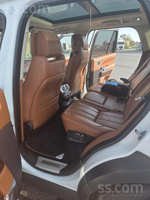White Land Rover Range Rover 2014 in Jurmala, with an engine capacity of 4.40 L and mileage of 192 thousand km for 22200 €, photo 8 on AUTOMOTO.COM.LV