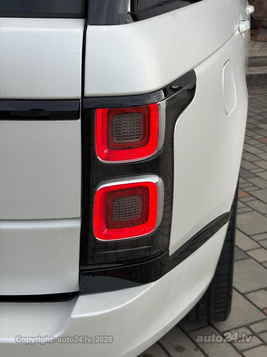 Balts Land Rover Range Rover 2014 Pērnava, ar dzinēja tilpumu 5.00 L un nobraukumu 175 tūkst. km par 28500 €, foto 11 vietnē AUTOMOTO.COM.LV