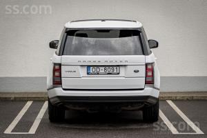 White Land Rover Range Rover 2015 in Riga, with an engine capacity of 3.00 L and mileage of 0 thousand km for 20500 €, photo 5 on AUTOMOTO.COM.LV