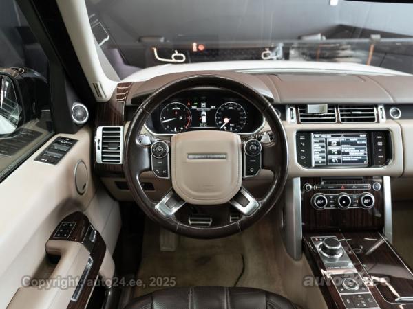 Balts Land Rover Range Rover 2016 Tallina, ar dzinēja tilpumu 4.40 L un nobraukumu 127 tūkst. km par 42900 €, foto 11 vietnē AUTOMOTO.COM.LV