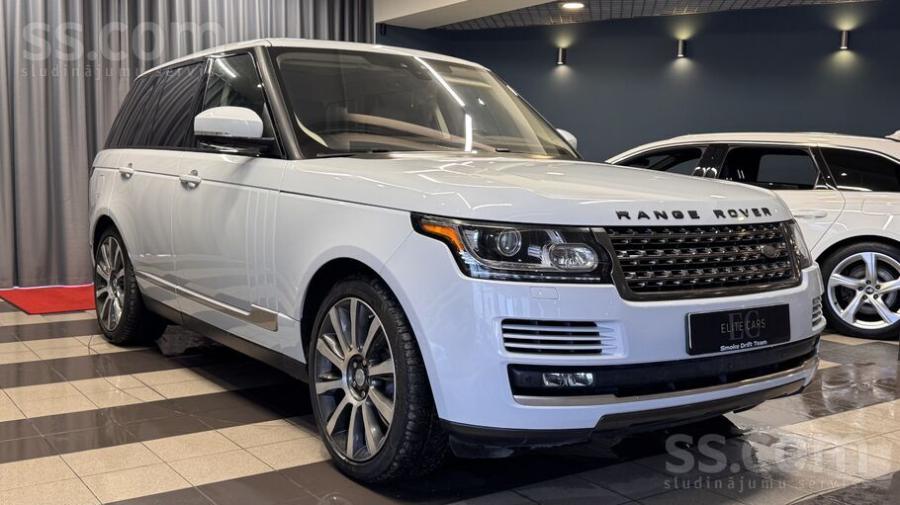 White Land Rover Range Rover 2017 in Riga, with an engine capacity of 3.00 L and mileage of 131 thousand km for 32990 €, photo 3 on AUTOMOTO.COM.LV