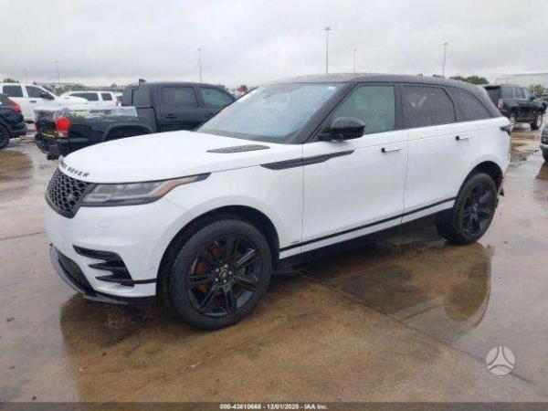 White Land Rover Range Rover 2018 in Klaipeda, with an engine capacity of 2.00 L and mileage of 65 thousand km for 13000 €, photo 2 on AUTOMOTO.COM.LV