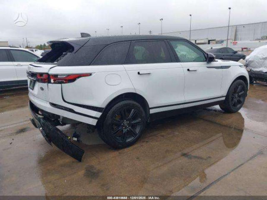 Balts Land Rover Range Rover 2018 Klaipėda, ar dzinēja tilpumu 2.00 L un nobraukumu 65 tūkst. km par 13000 €, foto 4 vietnē AUTOMOTO.COM.LV