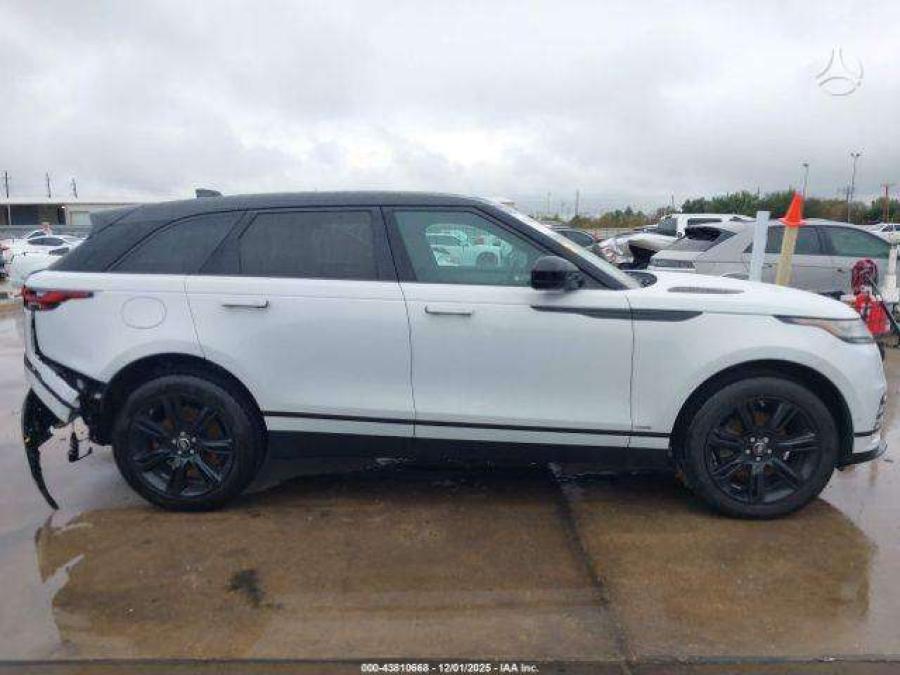 Balts Land Rover Range Rover 2018 Klaipėda, ar dzinēja tilpumu 2.00 L un nobraukumu 65 tūkst. km par 13000 €, foto 13 vietnē AUTOMOTO.COM.LV