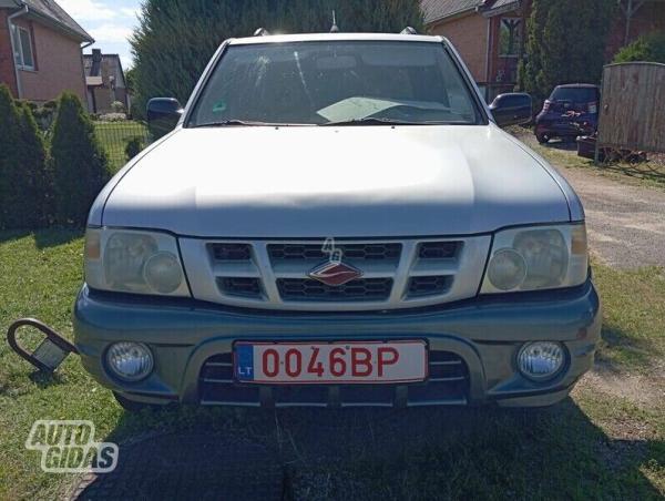 Grey Landwind X6 2007 in Jonava, with an engine capacity of 2.00 L and mileage of 120 thousand km for 2900 €, photo 6 on AUTOMOTO.COM.LV