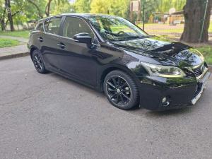 Melns Lexus CT 200h 2011 Viļņa, ar dzinēja tilpumu 1.80 L un nobraukumu 248 tūkst. km par 7300 €, foto 4 vietnē AUTOMOTO.COM.LV