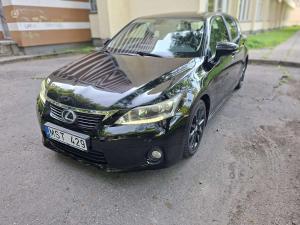 Melns Lexus CT 200h 2011 Viļņa, ar dzinēja tilpumu 1.80 L un nobraukumu 248 tūkst. km par 7300 €, foto 5 vietnē AUTOMOTO.COM.LV