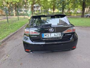 Melns Lexus CT 200h 2011 Viļņa, ar dzinēja tilpumu 1.80 L un nobraukumu 248 tūkst. km par 7300 €, foto 7 vietnē AUTOMOTO.COM.LV