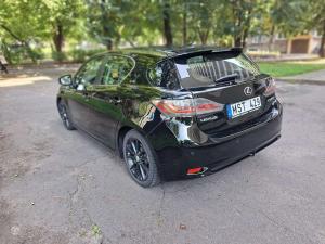 Melns Lexus CT 200h 2011 Viļņa, ar dzinēja tilpumu 1.80 L un nobraukumu 248 tūkst. km par 7300 €, foto 8 vietnē AUTOMOTO.COM.LV