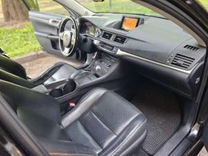 Melns Lexus CT 200h 2011 Viļņa, ar dzinēja tilpumu 1.80 L un nobraukumu 248 tūkst. km par 7300 €, foto 12 vietnē AUTOMOTO.COM.LV