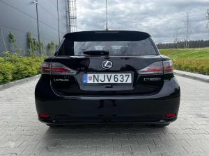 Melns Lexus CT 200h 2011 Viļņa, ar dzinēja tilpumu 1.80 L un nobraukumu 264 tūkst. km par 7999 €, foto 9 vietnē AUTOMOTO.COM.LV