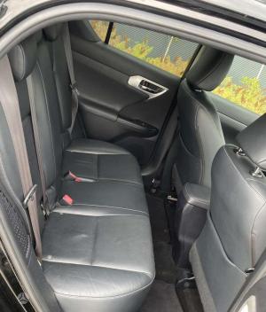 Black Lexus CT 200h 2011 in Vilnius, with an engine capacity of 1.80 L and mileage of 193 thousand km for 7999 €, photo 15 on AUTOMOTO.COM.LV