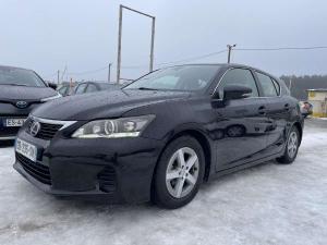 Black Lexus CT 200h 2012 in Vilnius, with an engine capacity of 1.80 L and mileage of 219 thousand km for 7750 €, photo 2 on AUTOMOTO.COM.LV