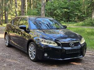 Черный Лексус CT 200h 2012 в Каунас, объемом двигателя 1.80 л и пробегом 234 тыс. км за 8750 €, фото 5 на AUTOMOTO.COM.LV