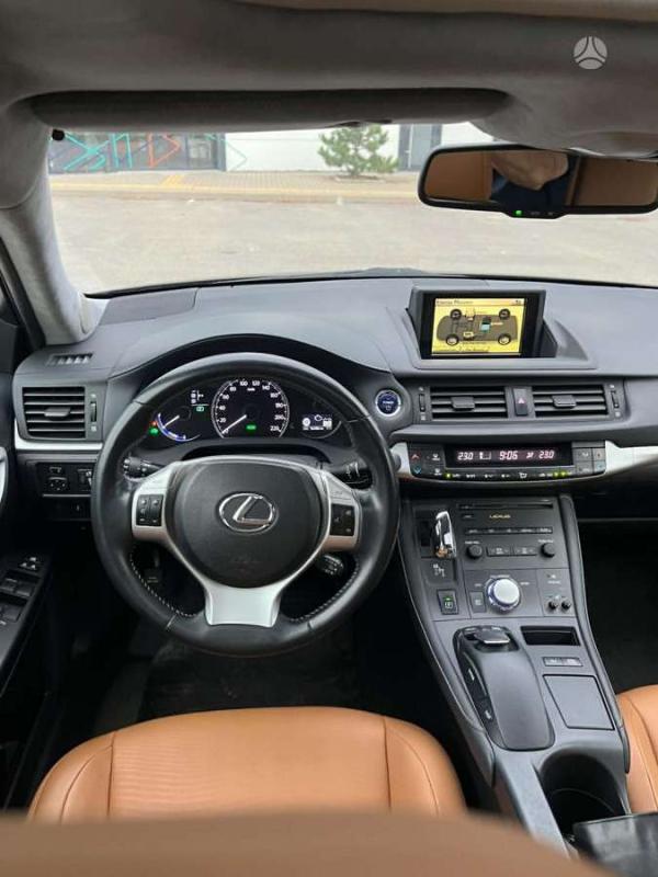 Melns Lexus CT 200h 2012 Kauņa, ar dzinēja tilpumu 1.80 L un nobraukumu 164 tūkst. km par 8300 €, foto 10 vietnē AUTOMOTO.COM.LV