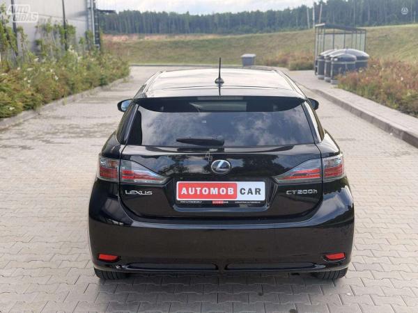 Melns Lexus CT 200h 2012 Viļņa, ar dzinēja tilpumu 1.80 L un nobraukumu 215 tūkst. km par 10500 €, foto 6 vietnē AUTOMOTO.COM.LV