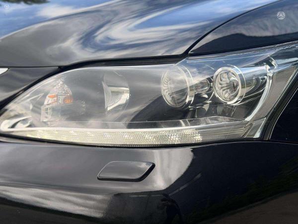Melns Lexus CT 200h 2012 Viļņa, ar dzinēja tilpumu 1.80 L un nobraukumu 215 tūkst. km par 10500 €, foto 10 vietnē AUTOMOTO.COM.LV