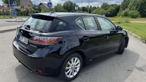 Melns Lexus CT 200h 2012 Viļņa, ar dzinēja tilpumu 1.80 L un nobraukumu 210 tūkst. km par 9300 €, foto 6 vietnē AUTOMOTO.COM.LV
