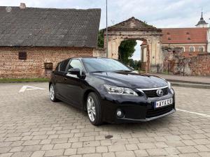 Black Lexus CT 200h 2012 in Kelme, with an engine capacity of 1.80 L and mileage of 268 thousand km for 7500 €, photo  on AUTOMOTO.COM.LV