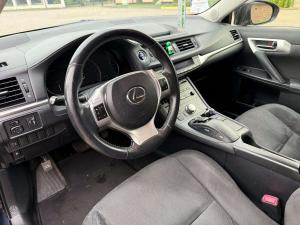 Black Lexus CT 200h 2012 in Kelme, with an engine capacity of 1.80 L and mileage of 268 thousand km for 7500 €, photo 8 on AUTOMOTO.COM.LV