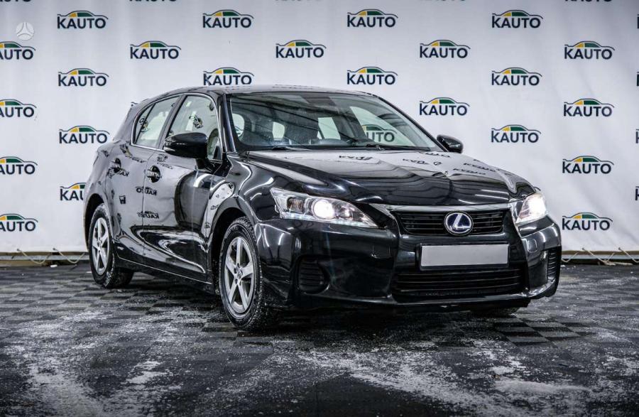 Melns Lexus CT 200h 2013 Kauņa, ar dzinēja tilpumu 1.80 L un nobraukumu 312 tūkst. km par 8990 €, foto 2 vietnē AUTOMOTO.COM.LV