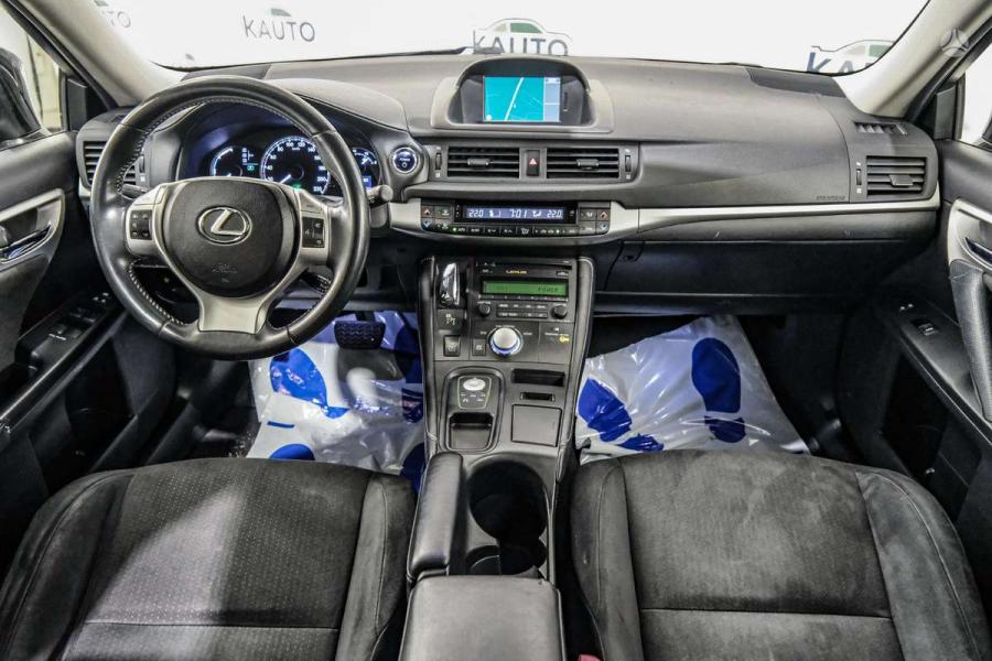 Melns Lexus CT 200h 2013 Kauņa, ar dzinēja tilpumu 1.80 L un nobraukumu 312 tūkst. km par 8990 €, foto 8 vietnē AUTOMOTO.COM.LV