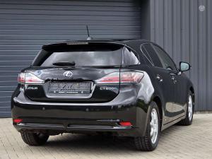 Melns Lexus CT 200h 2013 Kauņa, ar dzinēja tilpumu 1.80 L un nobraukumu 283 tūkst. km par 8500 €, foto 4 vietnē AUTOMOTO.COM.LV