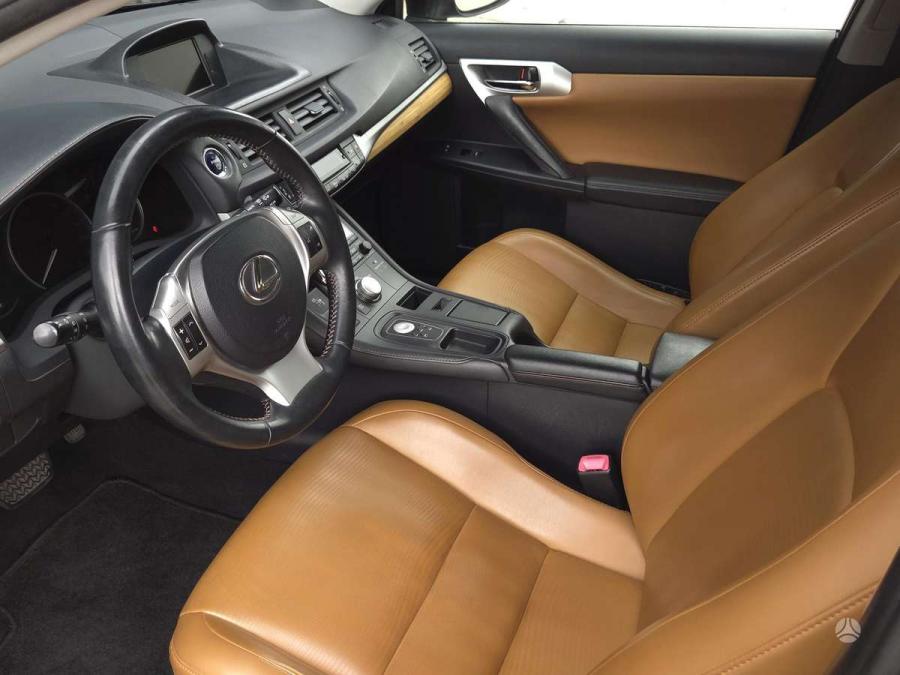 Melns Lexus CT 200h 2013 Kauņa, ar dzinēja tilpumu 1.80 L un nobraukumu 283 tūkst. km par 8500 €, foto 7 vietnē AUTOMOTO.COM.LV