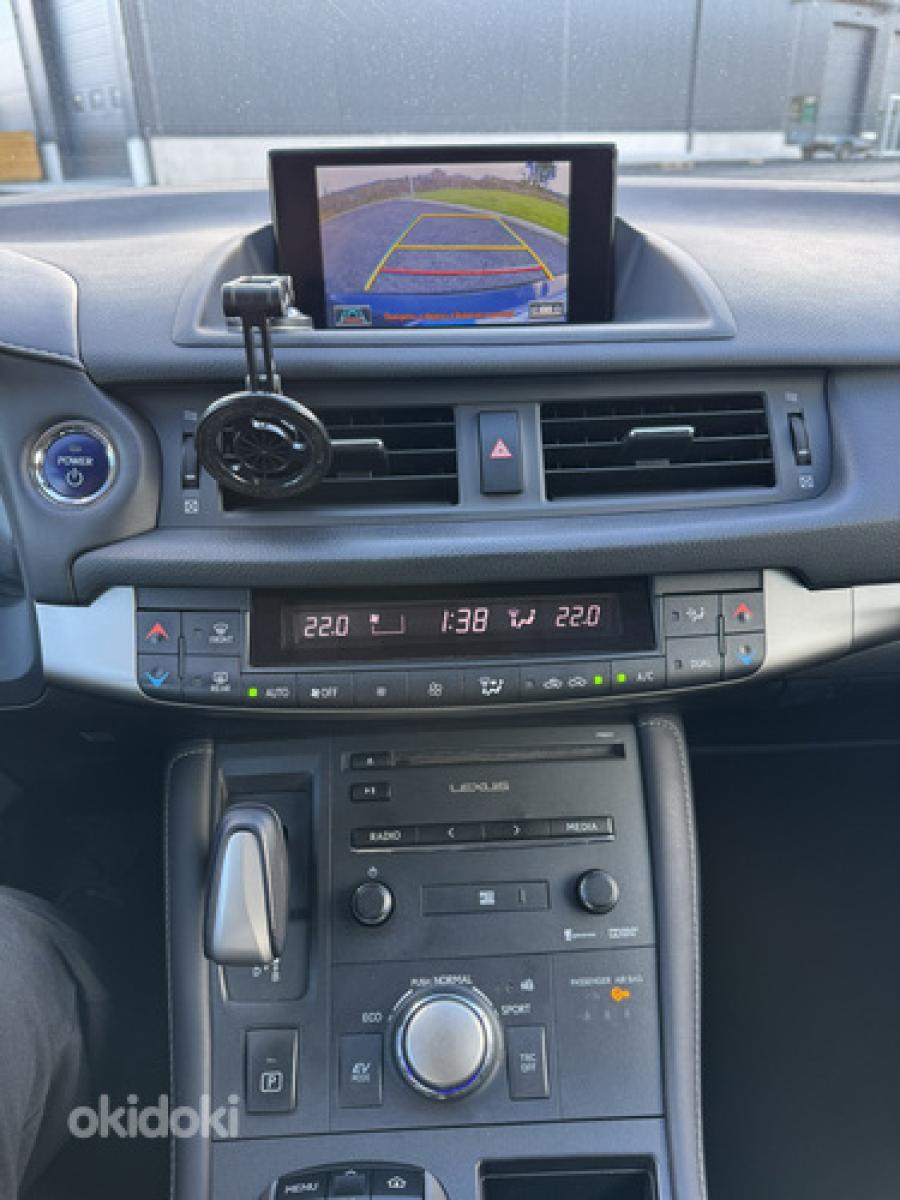 Melns Lexus CT 200h 2014 Tallina, ar dzinēja tilpumu 1.80 L un nobraukumu 320 tūkst. km par 9999 €, foto 8 vietnē AUTOMOTO.COM.LV