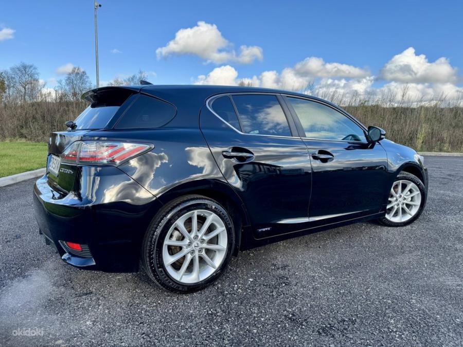 Melns Lexus CT 200h 2014 Tallina, ar dzinēja tilpumu 1.80 L un nobraukumu 320 tūkst. km par 9999 €, foto 18 vietnē AUTOMOTO.COM.LV