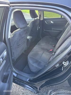 Melns Lexus CT 200h 2014 Tallina, ar dzinēja tilpumu 1.80 L un nobraukumu 320 tūkst. km par 9999 €, foto 24 vietnē AUTOMOTO.COM.LV