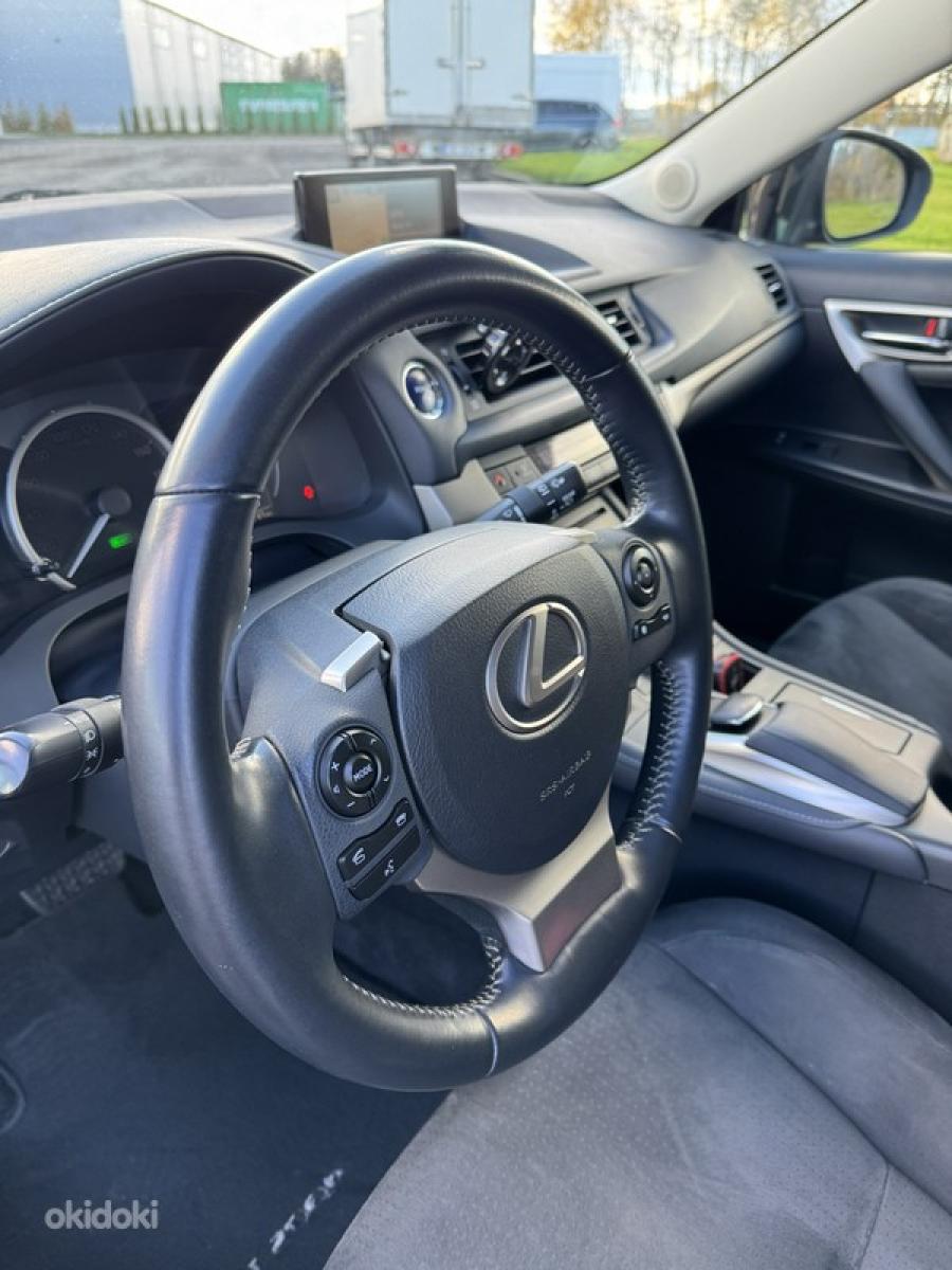 Melns Lexus CT 200h 2014 Tallina, ar dzinēja tilpumu 1.80 L un nobraukumu 320 tūkst. km par 9999 €, foto 26 vietnē AUTOMOTO.COM.LV