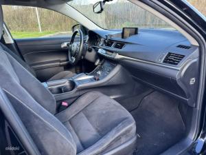 Melns Lexus CT 200h 2014 Tallina, ar dzinēja tilpumu 1.80 L un nobraukumu 320 tūkst. km par 9999 €, foto 29 vietnē AUTOMOTO.COM.LV