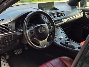 Black Lexus CT 200h 2014 in Kaunas, with an engine capacity of 1.80 L and mileage of 250 thousand km for 10999 €, photo 12 on AUTOMOTO.COM.LV